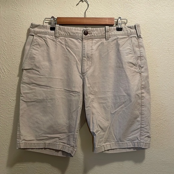 Express | Shorts | Express Mens Classic Fit Chino 8 Shorts | Poshmark